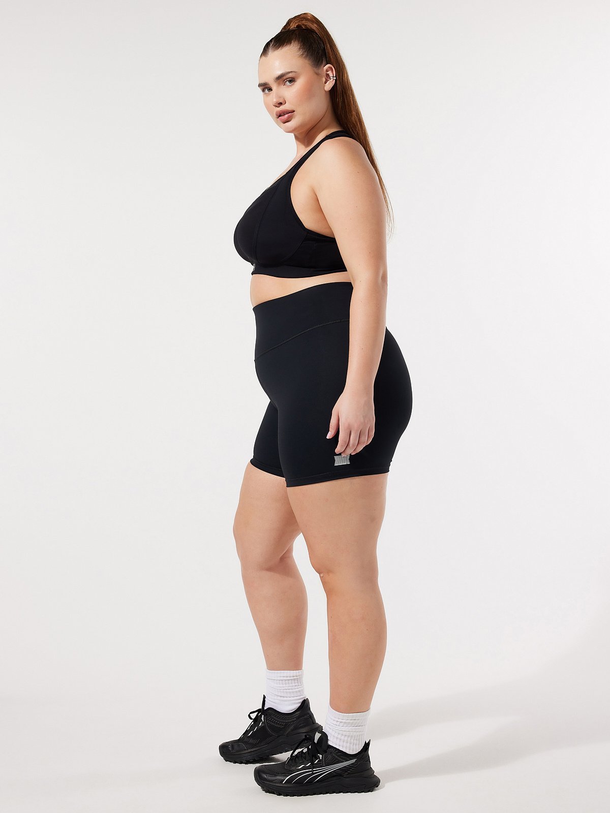 Retro Runna Bike Short in Black | SAVAGE X FENTY